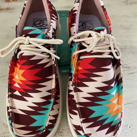 Everglades | Shoes | Back In Stock Aztec Handmade Sneakers | Poshmark